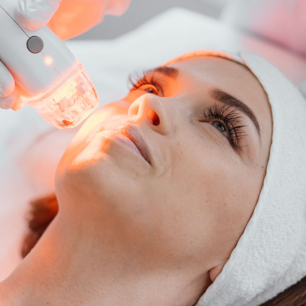 Celluma LED Blue / Red Light Therapy – Instant Rejuvenate